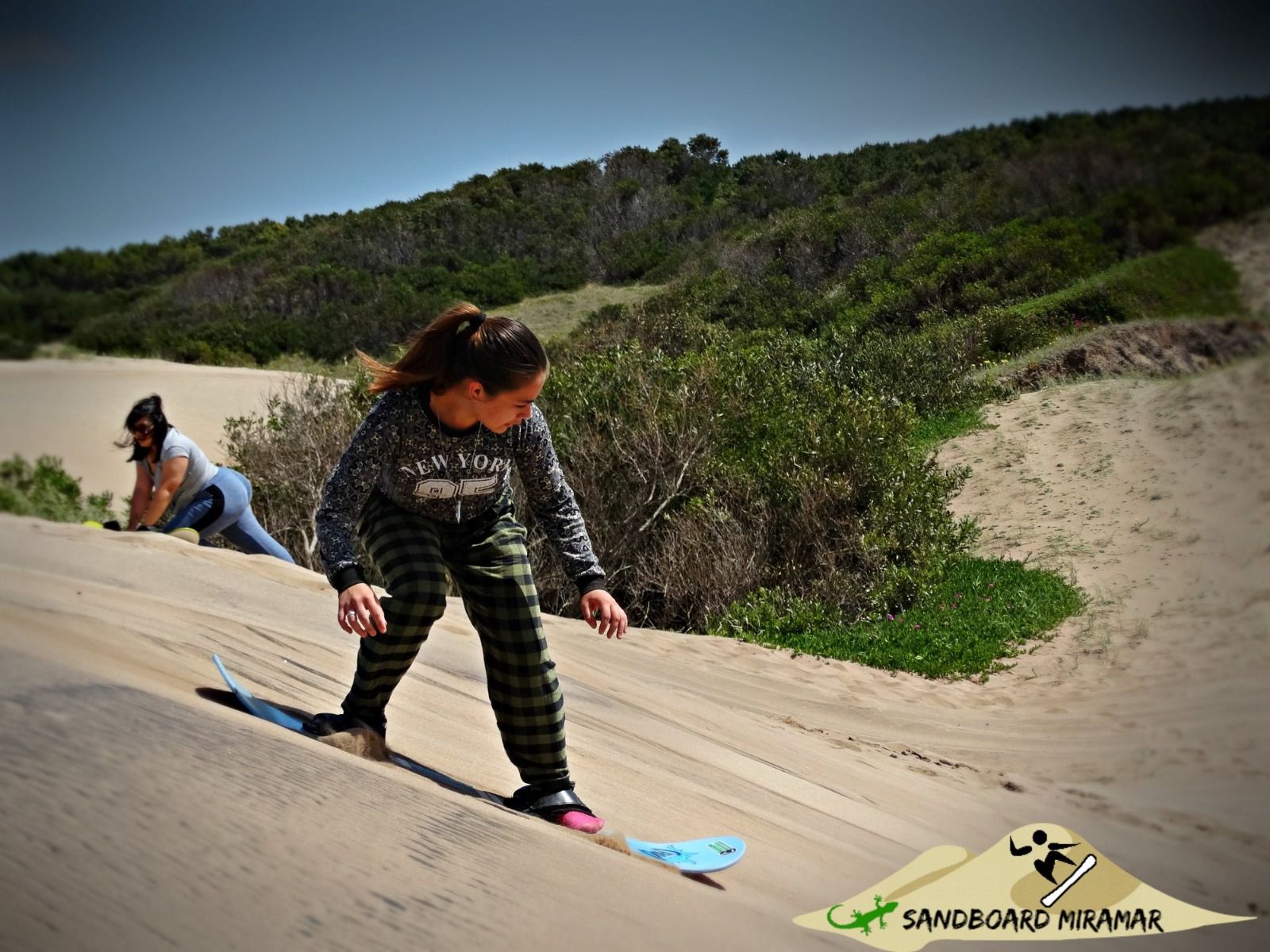 reserva tu clase de sandboard Miramar - alaplaya
